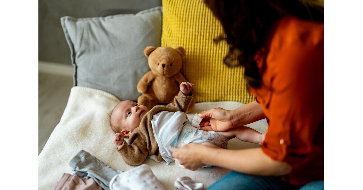 Welke kleur is normaal in baby ontlasting? | Nestlé Baby&Me