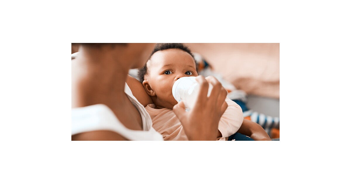 Borstvoeding en flesvoeding combineren | Nestlé Baby®